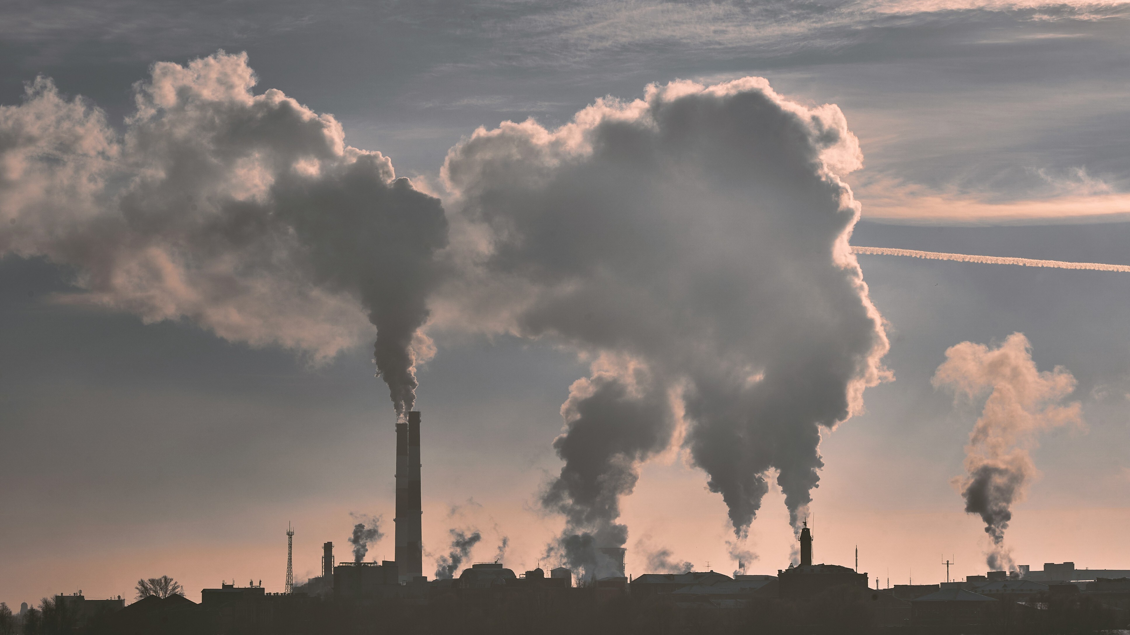 Smog Towers, Cloud Seeding Not Solution To India's Air Pollution ...