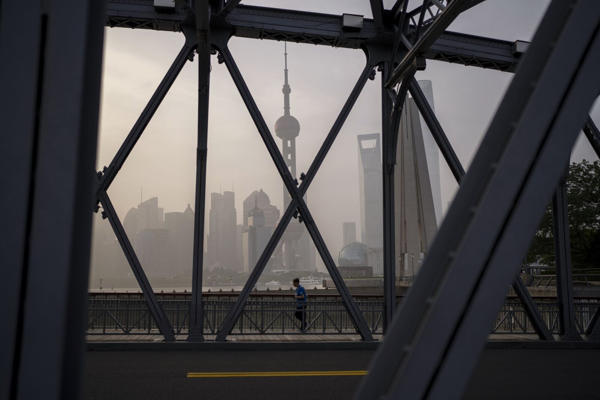 Pakistan to Get IMF Payout, Buoying Economy Before Election