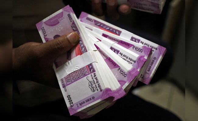 Rupee Jumps 22 Paise To Reach To 82.37 Against US Dollar