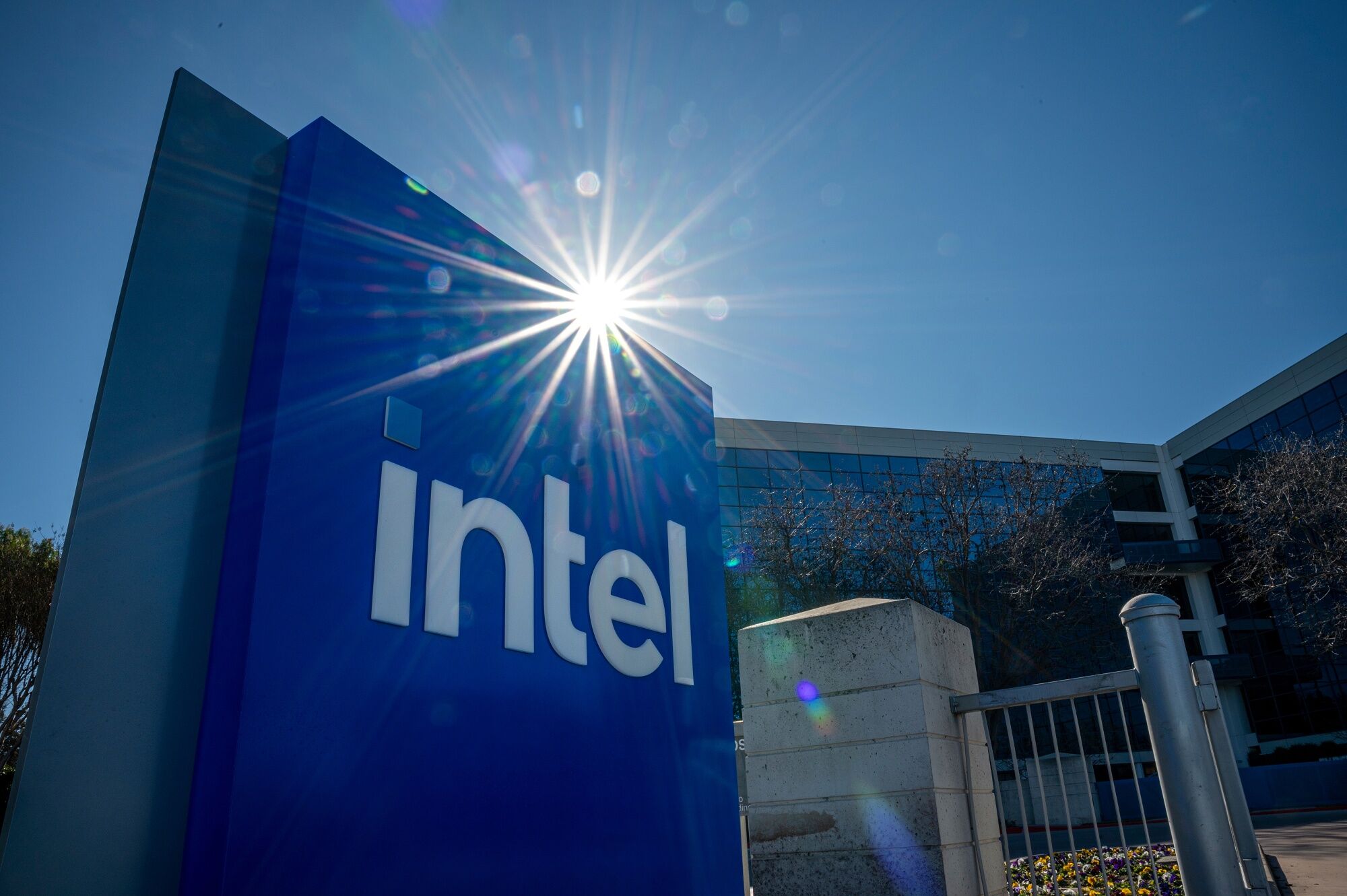 Intel To Build In Israel As Chipmakers Move Beyond East Asia