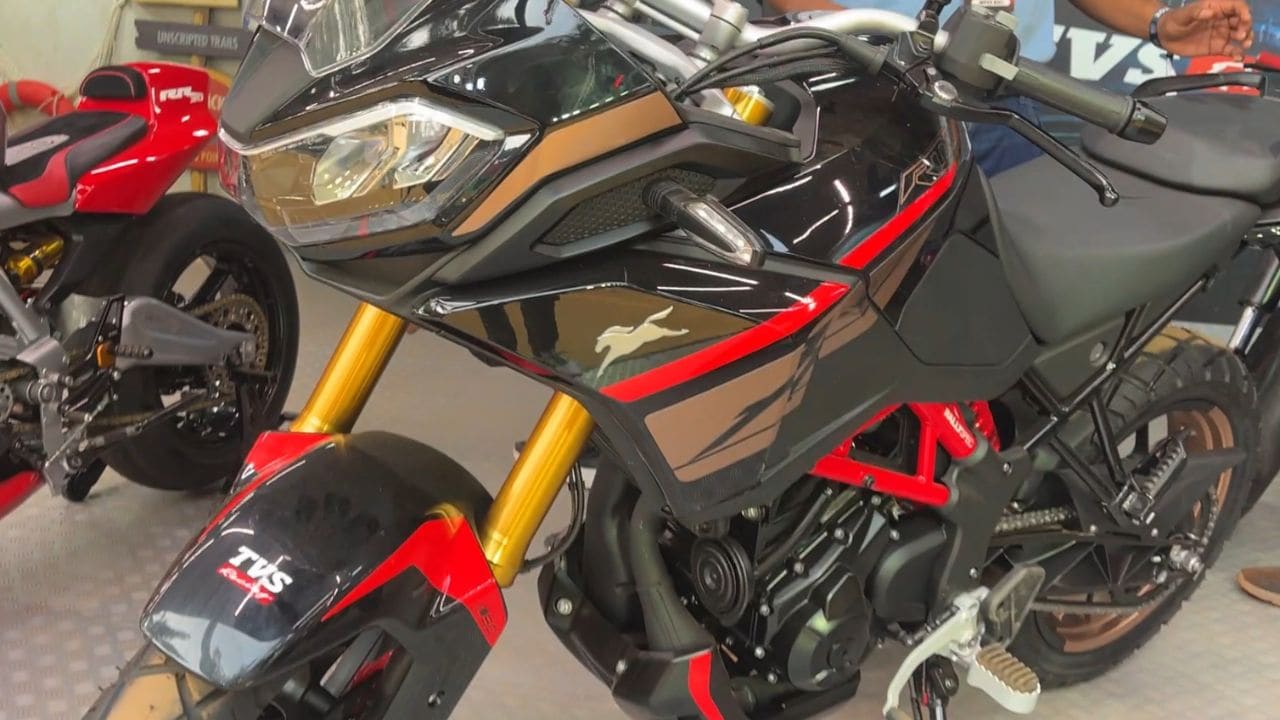 TVS Apache RTX 300 20th Anniversary Edition Breaks Cover - Details