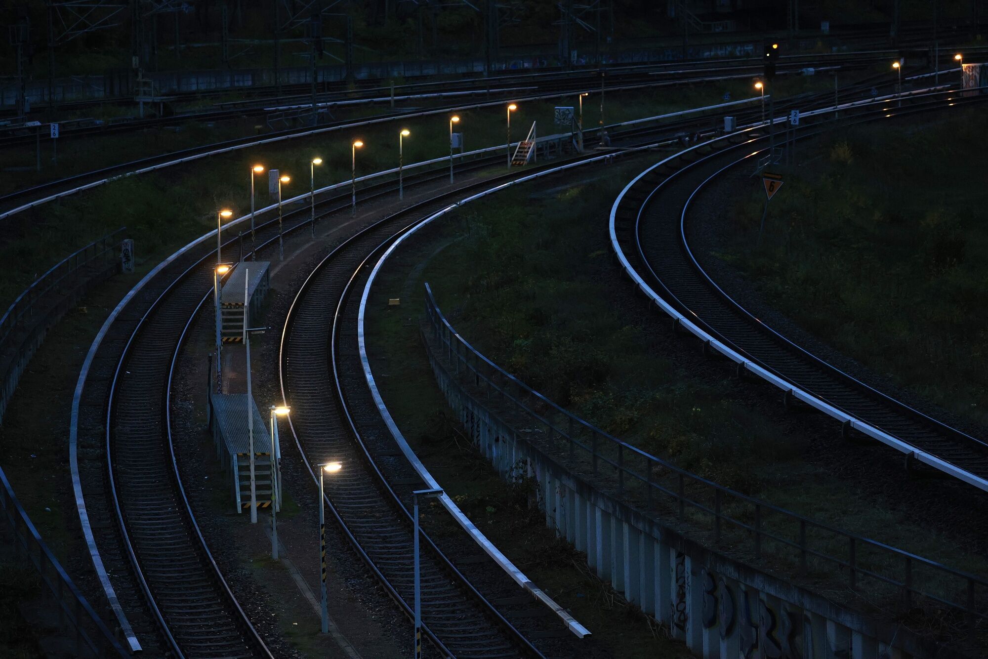 US, EU Agree on Mideast-India Rail and Shipping Corridor at G-20