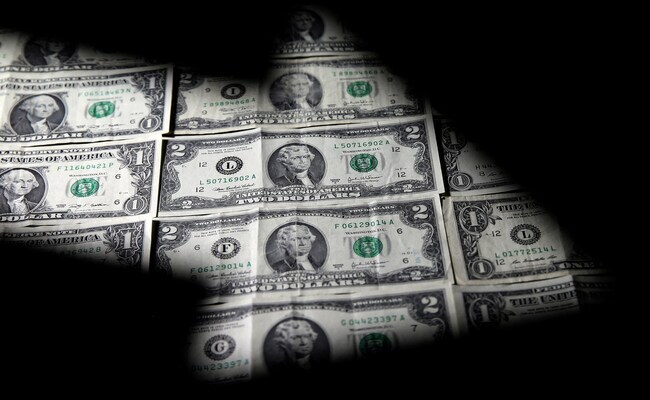Dollar Headed For Longest Stretch Of Weekly Losses Since 2020