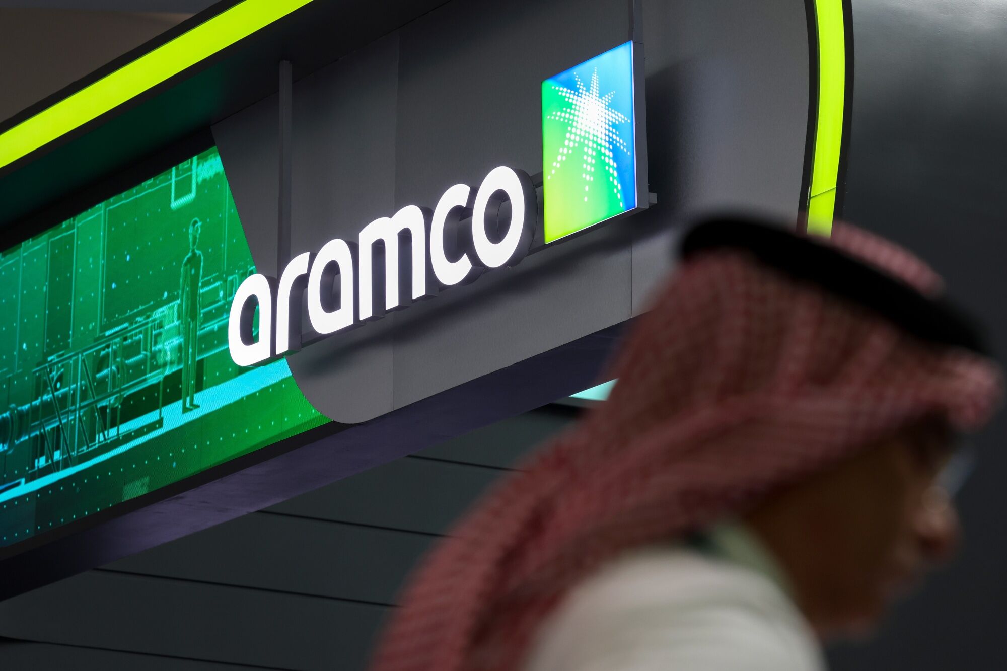 Saudi Arabia Eyes Reviving Multibillion Dollar Aramco Share Sale
