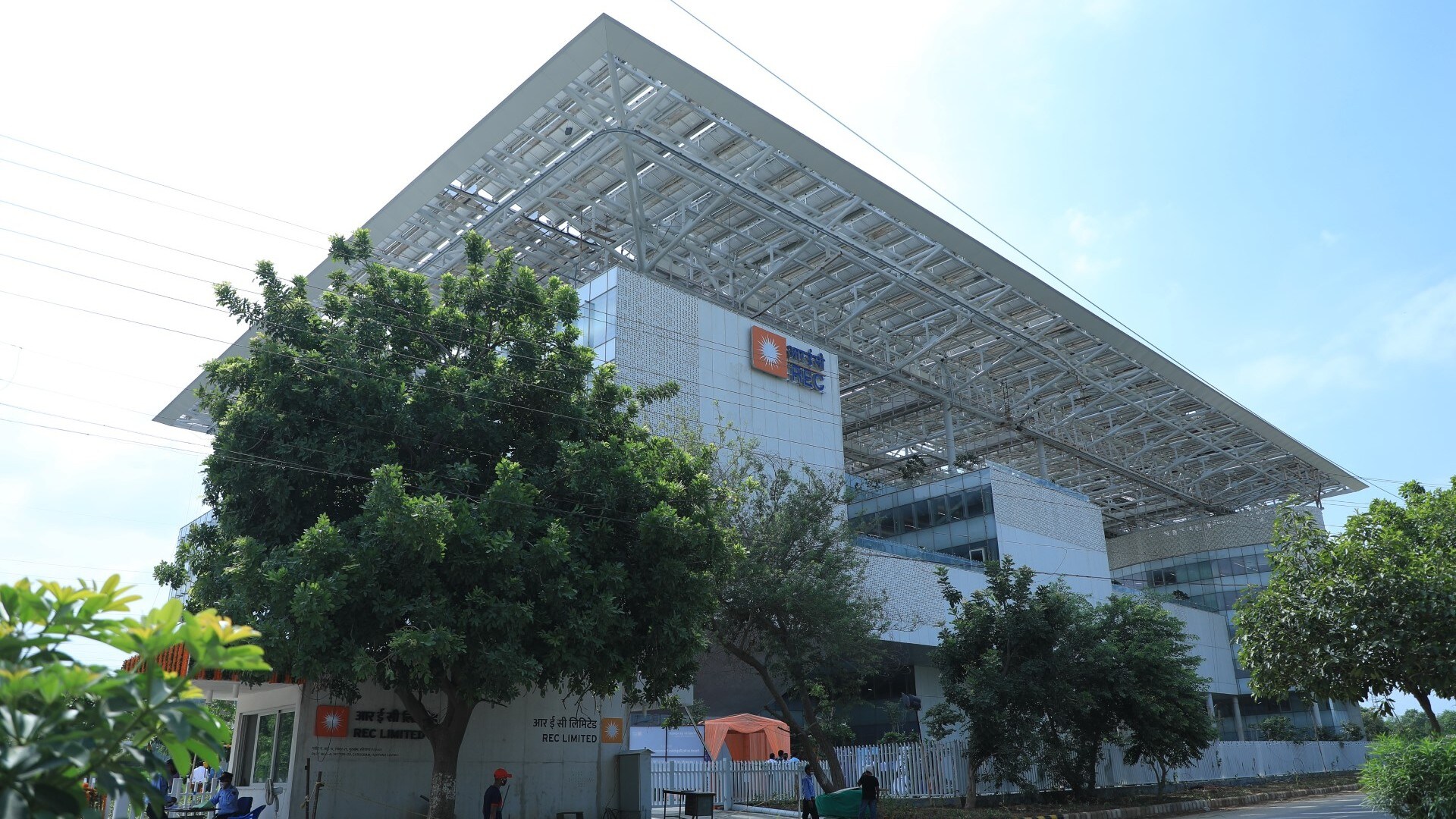 REC Plans To Be Zero NPA Company In FY25; Expects To Resolve Projects ...