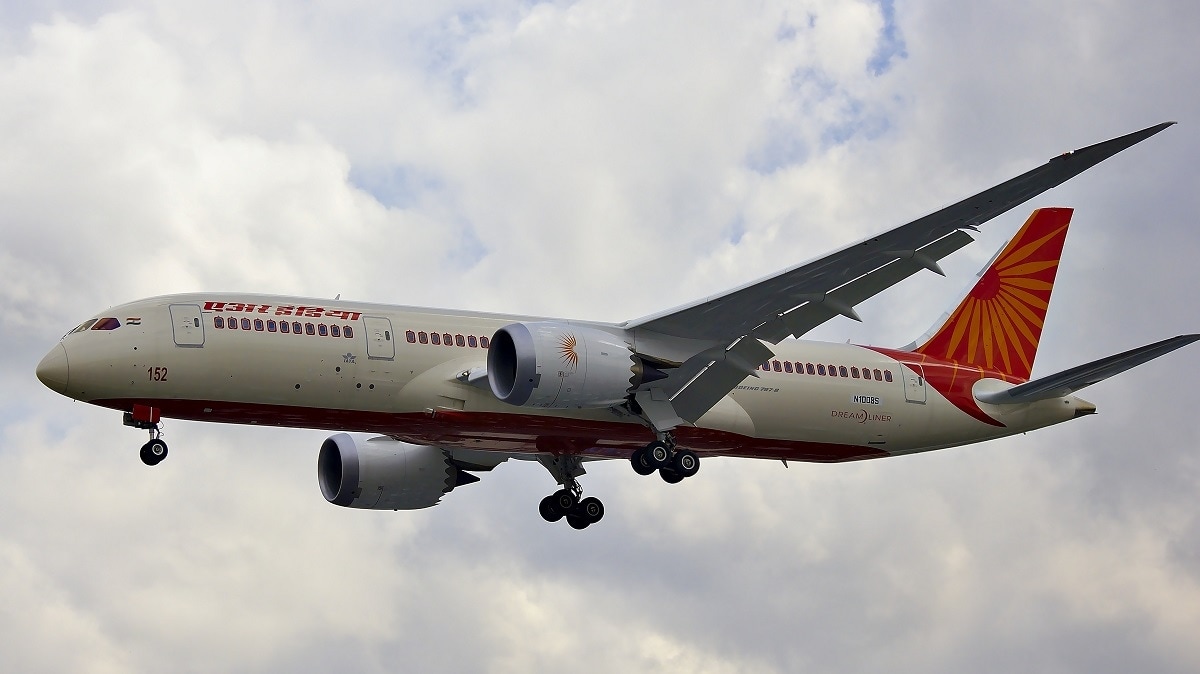 DGCA Issues Show Cause Notices To Air India CEO, Head Of Flight Safety ...