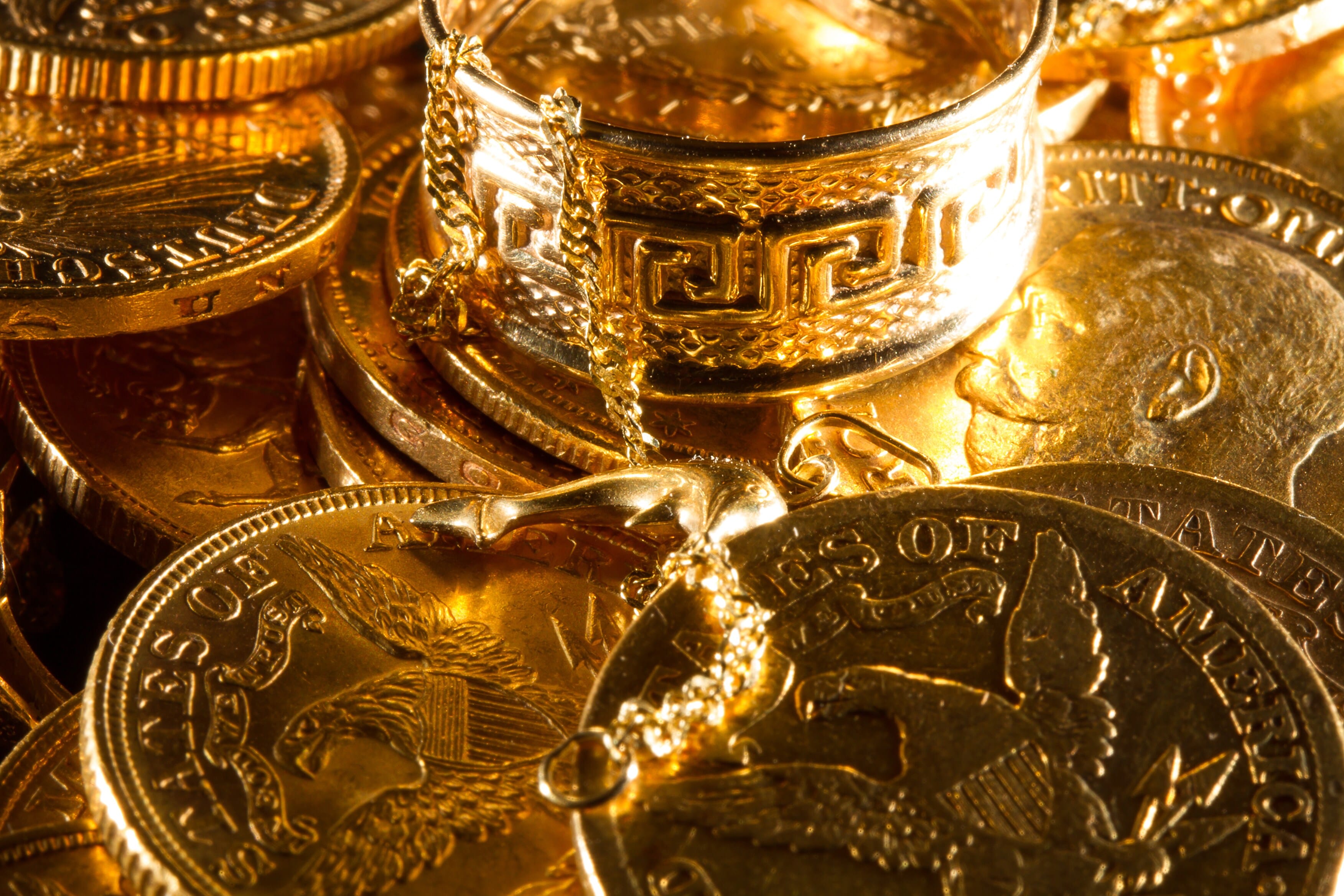 Gold Price Fall To Rs 79,030, Global Rate Holds Above $2,700