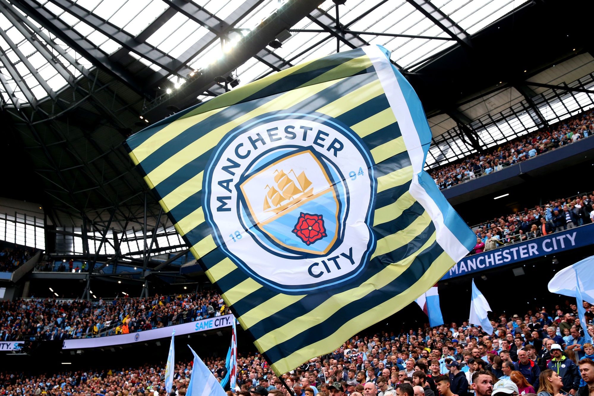 Manchester City Signs Pact with Ambani’s Jio to Spur India Push