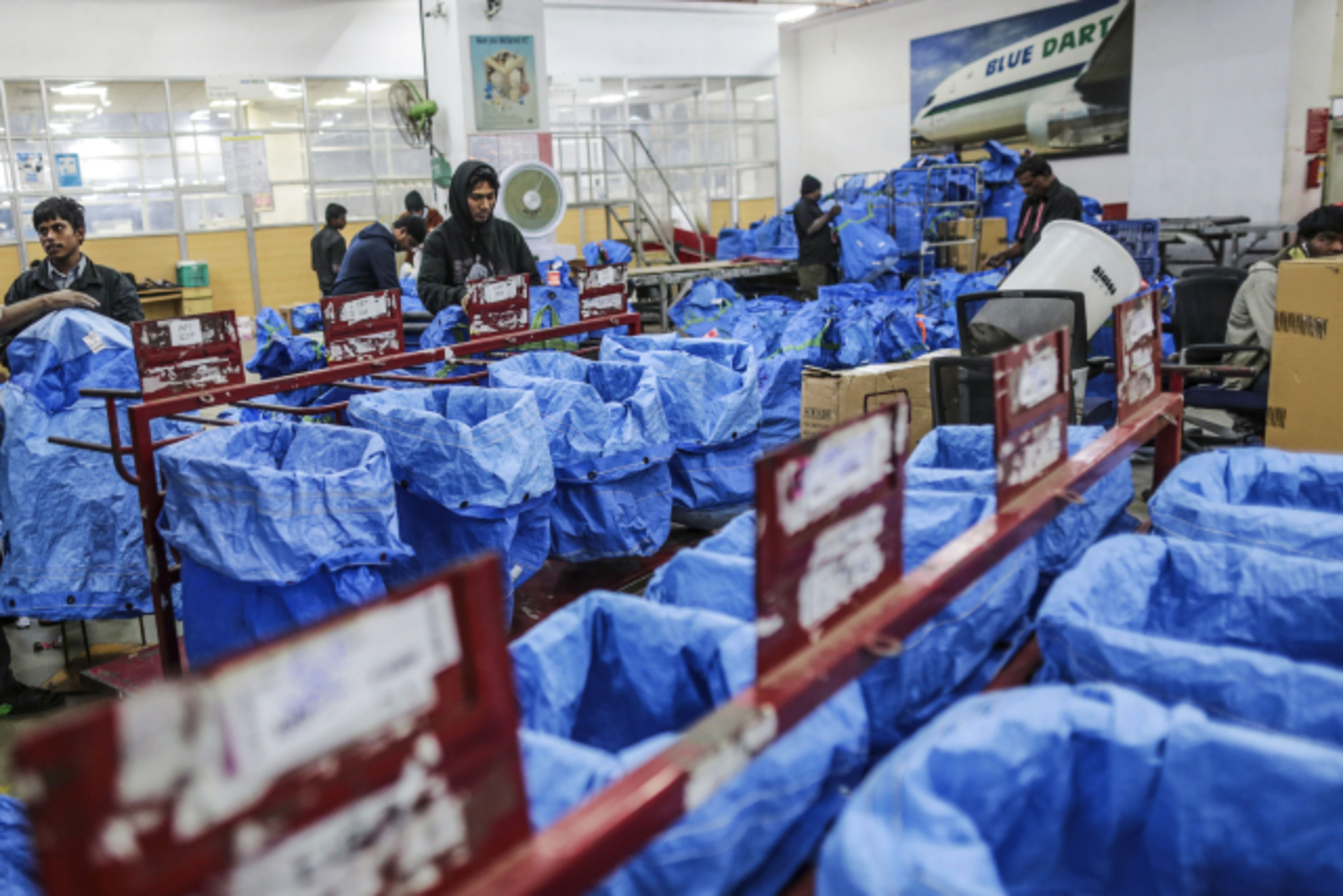 Blue Dart Express Q3 Review - Volume Beat As Belly Cargo Struggles ...
