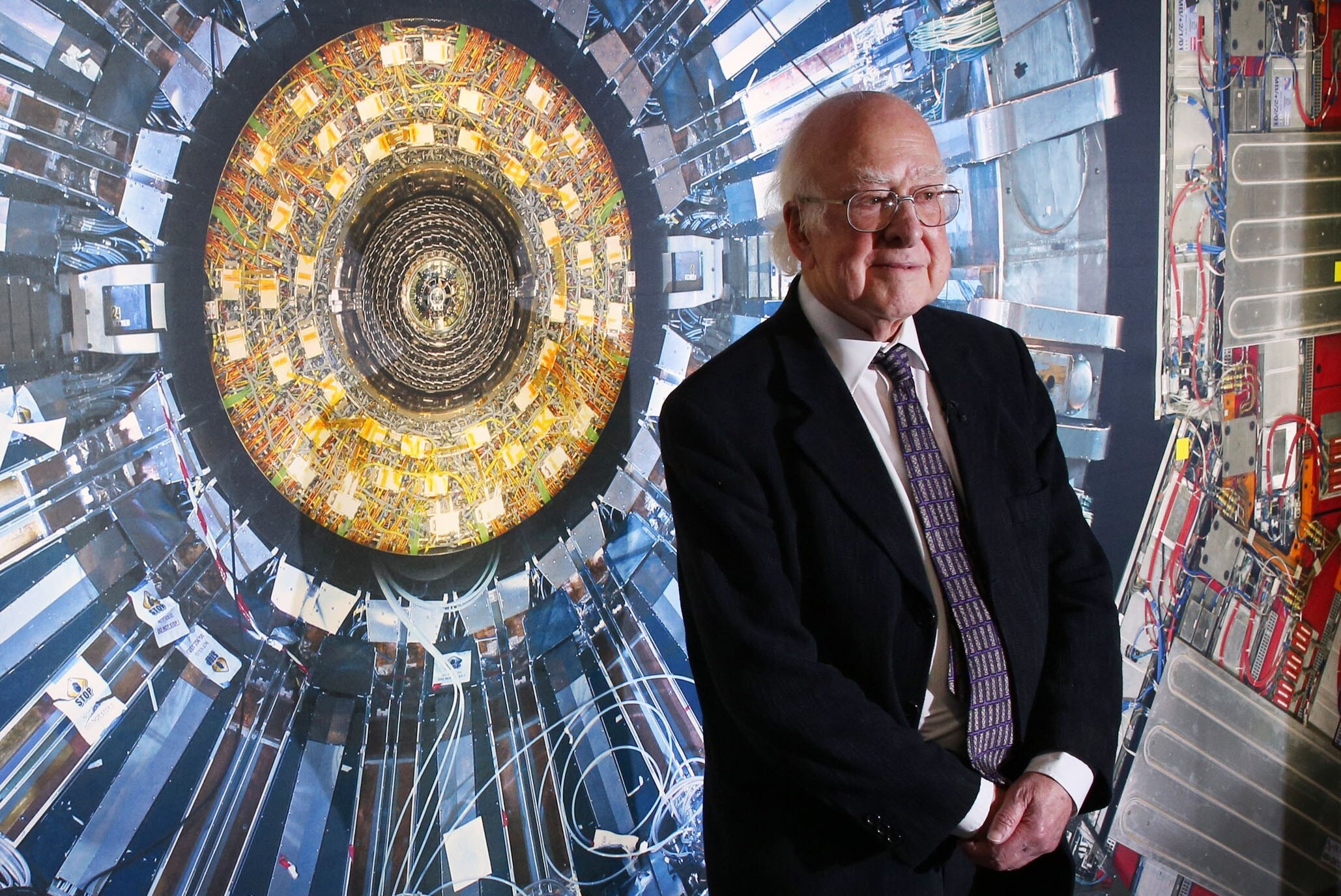 Peter Higgs, Physicist Who Shed Light on Dark Matter, Dies at 94