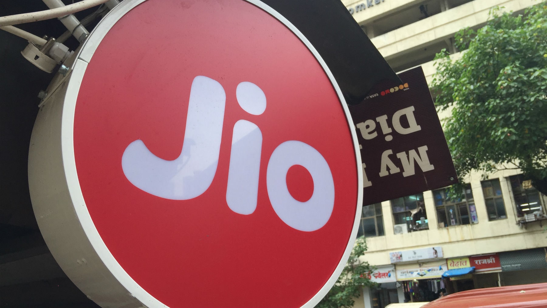 Reliance Jio Q4 Results Preview: ARPU Seen Stagnant Amid Churn In User Base