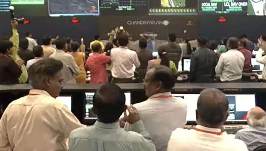 Chandrayaan-3 Successfully Lands On Moon; Here's ISRO's 1st Message ...