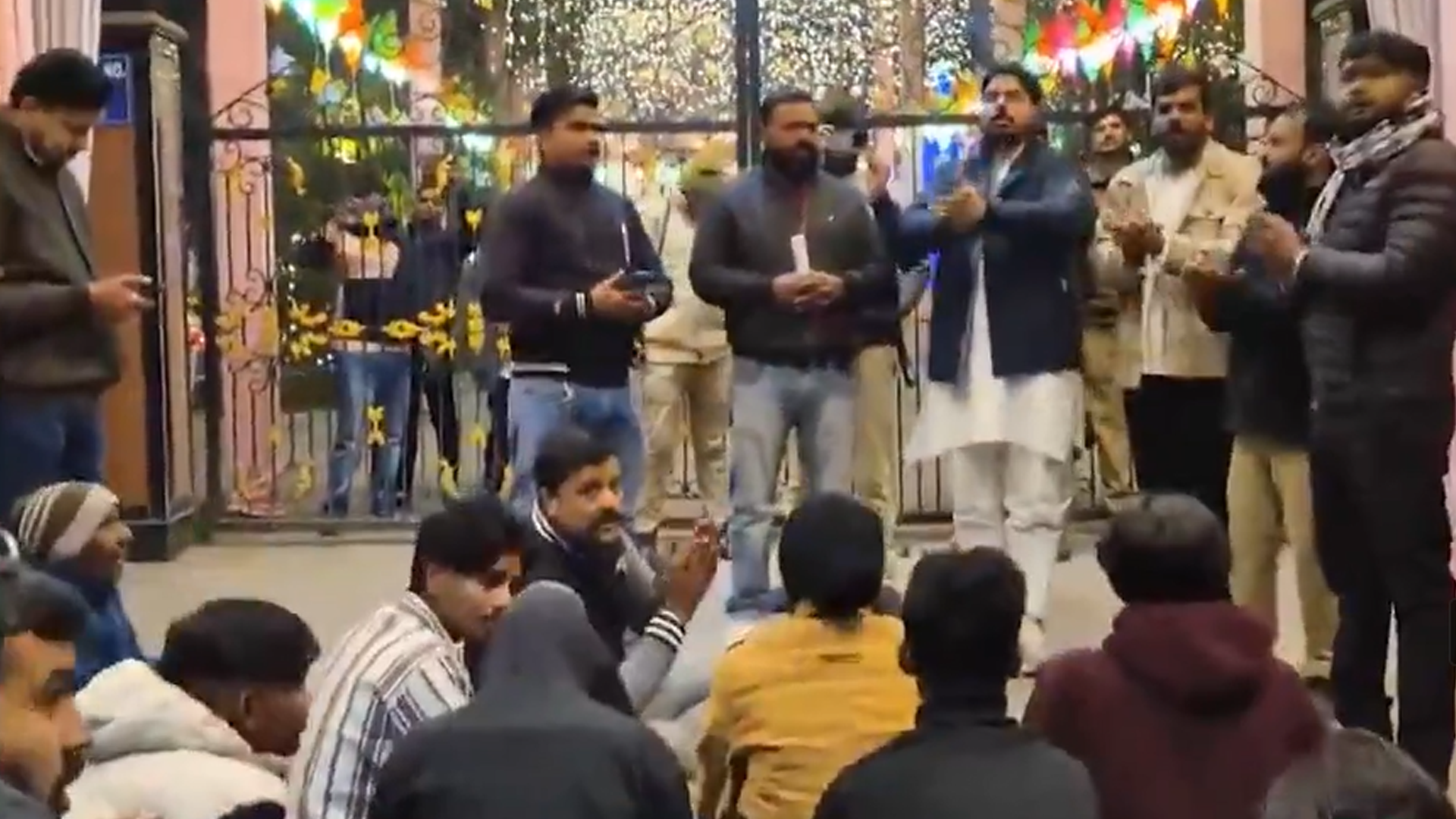 Goons Disrupt Christmas Celebrations in Bareilly, Chant Hanuman Chalisa ...