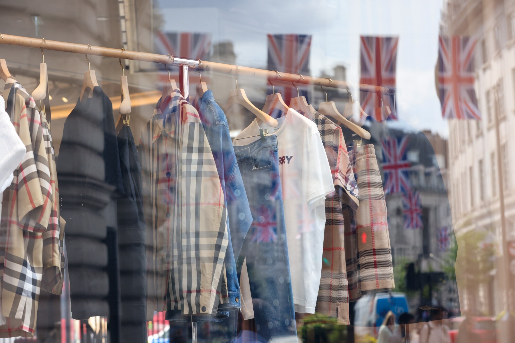 Burberry’s Endless Luxury Turnaround Is a Very British Problem