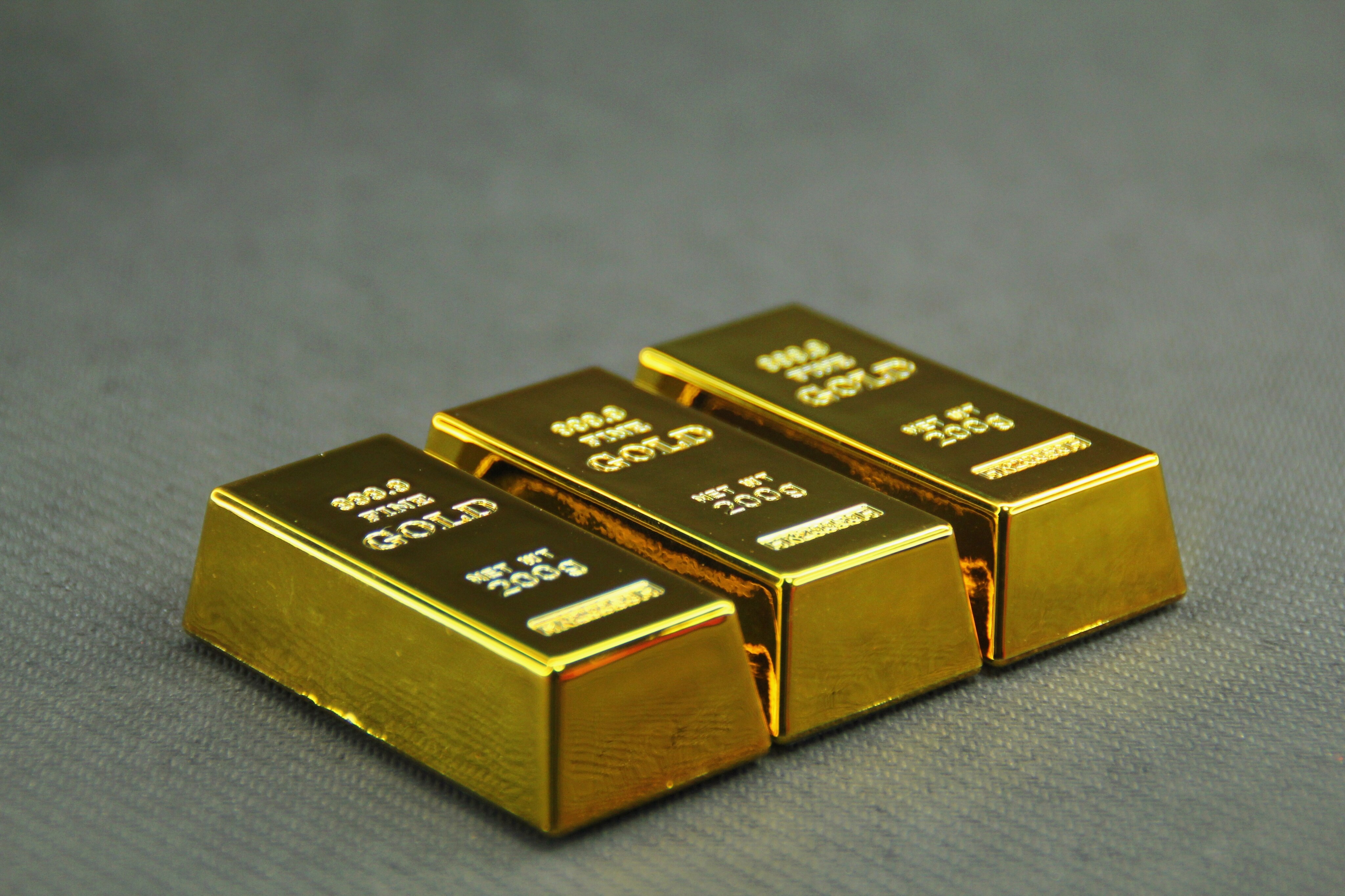 Gold Price Just Above Month's Low, Global Rates Nosedive After US Fed ...