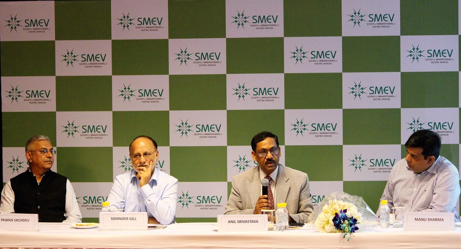 EV Makers Body SMEV Suspends Constitution, Appoints New Chief To Rejig ...