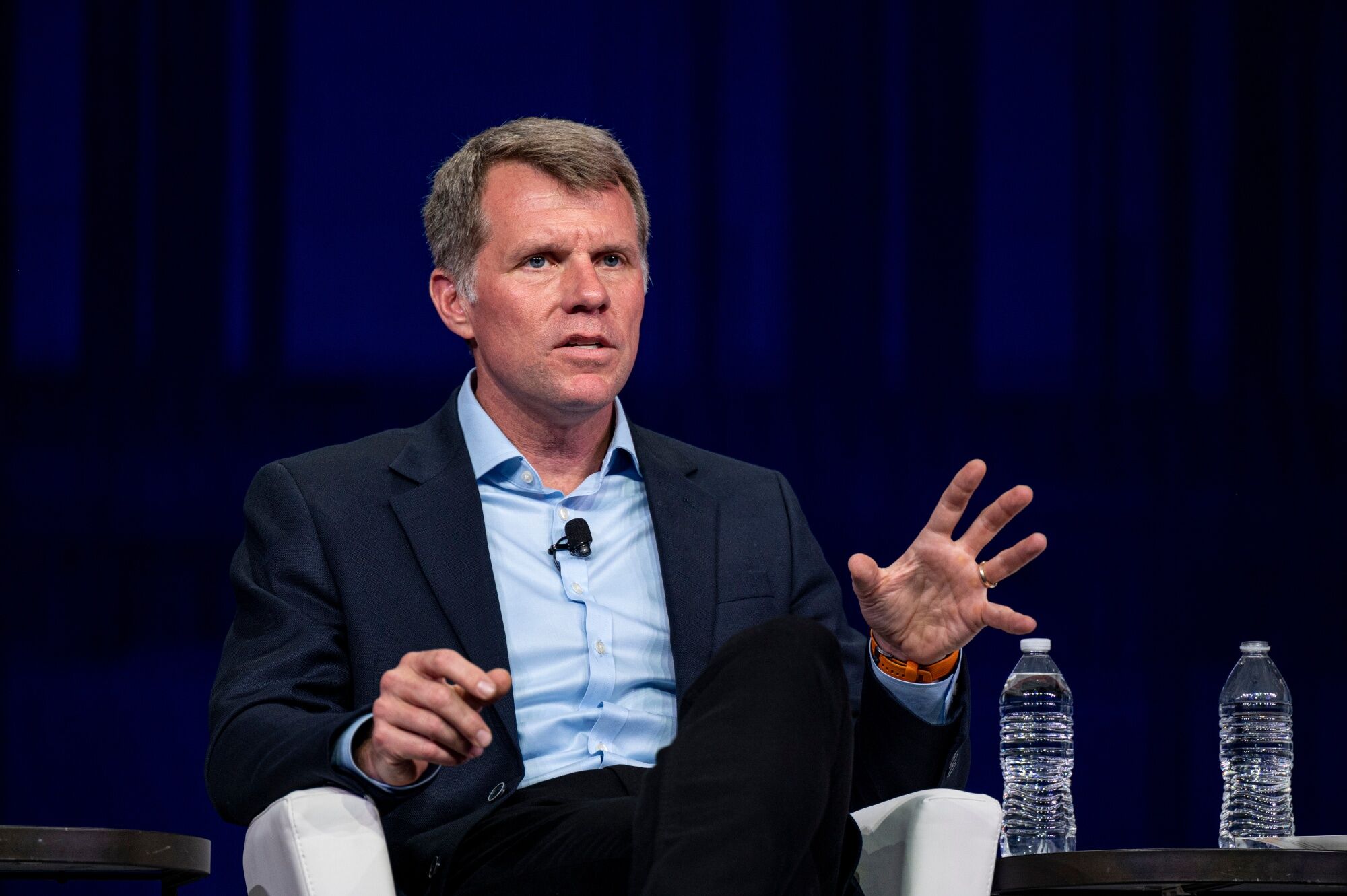 U.S. Warns Of China’s IP-Theft ‘Playbook’ For AI, Advanced Tech