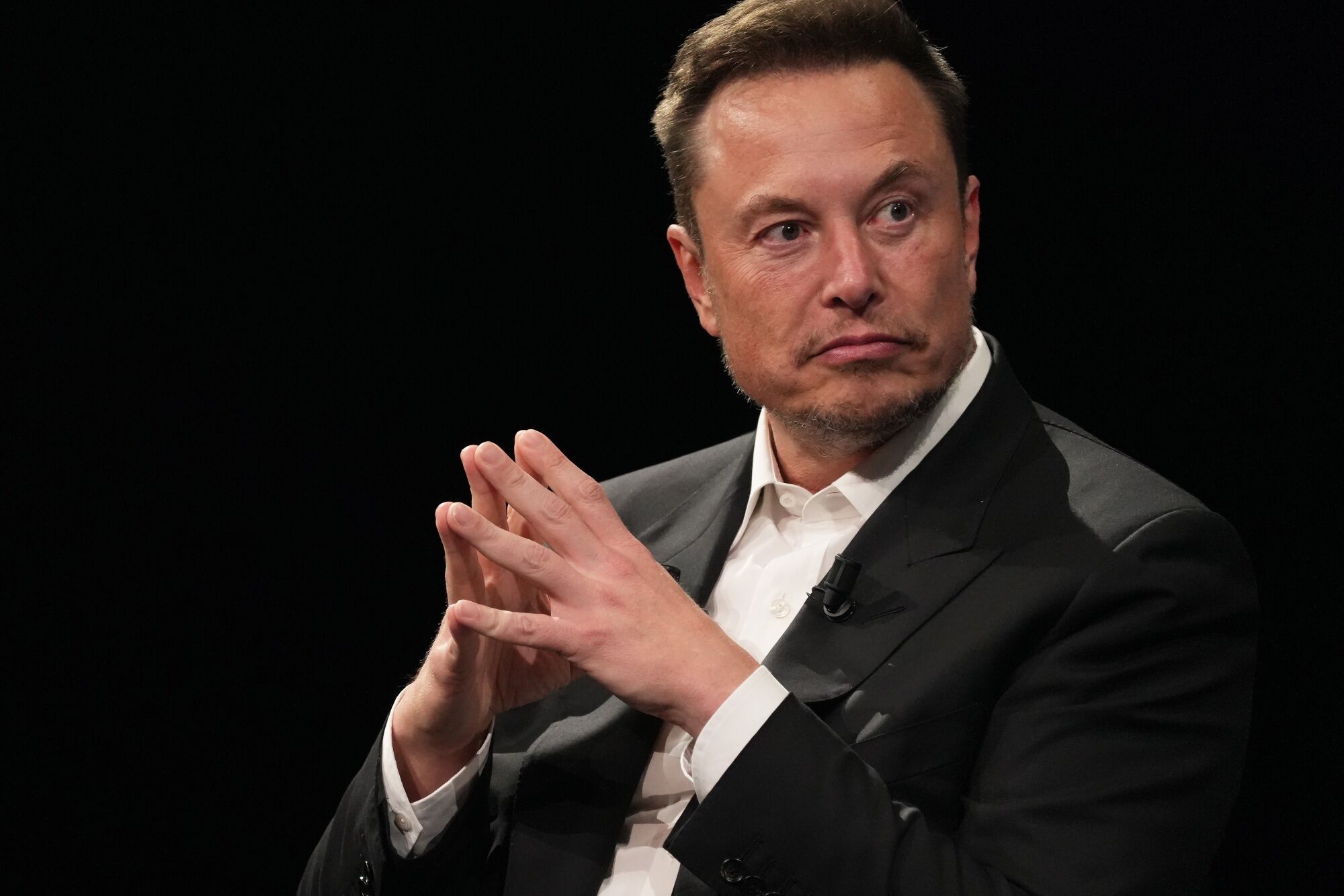 Elon Musk to Join Sunak to Discuss AI Risks After UK Summit