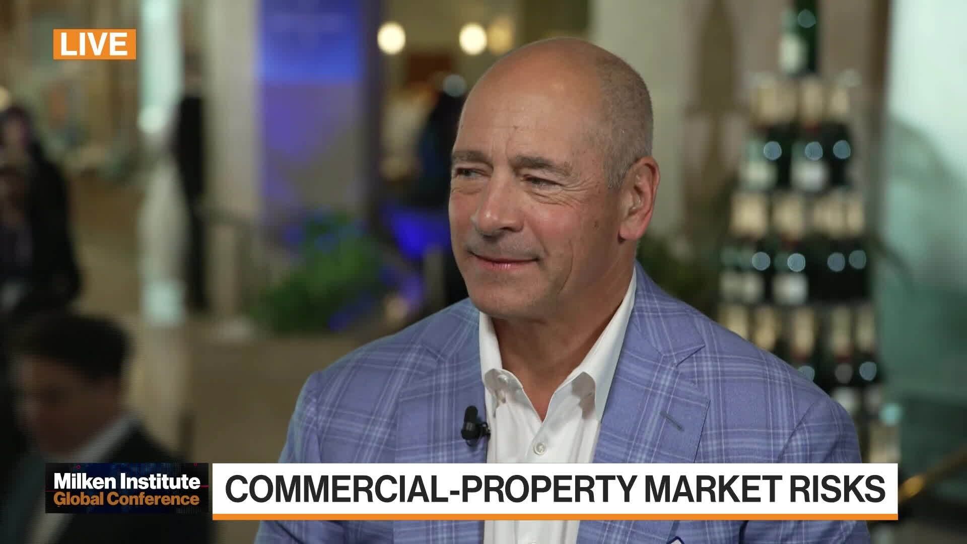 S&P 500 Is Back to 5,200 as Traders Ride Momentum: Markets Wrap