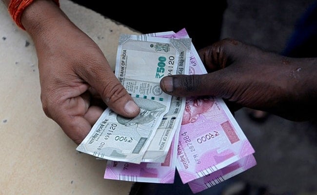 Rupee Today: Rupee Falls 6 Paise To 82.82 Per Dollar Ahead Of RBI Minutes