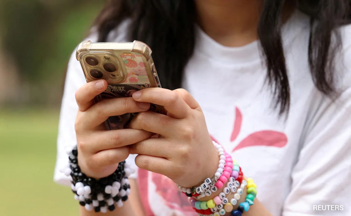 Consider Law Like Australia To Ban Under-16s From Social Media: Madras ...