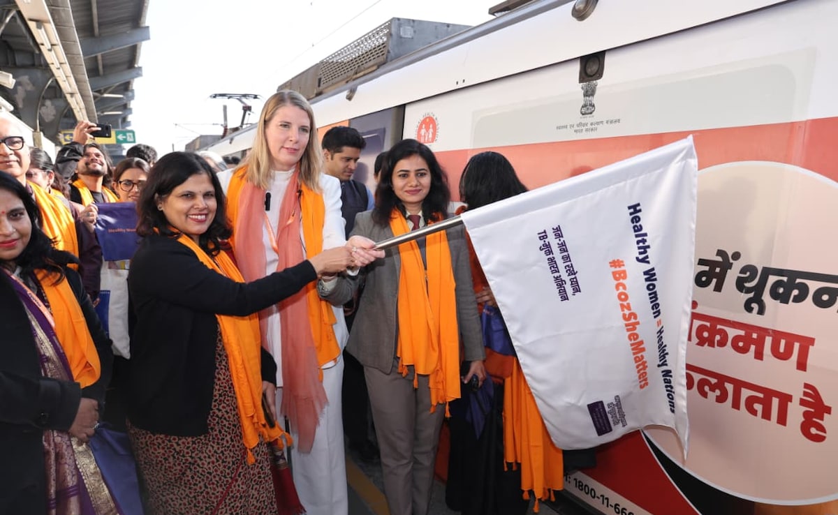Health Ministry And WHO Launch Campaign On Delhi Metro For Women's Health