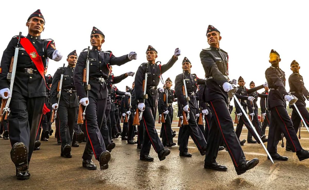 Join Indian Army: UPSC ने CDS 1 2026 का नोटिफिकेशन किया जारी, डायरेक्ट ...