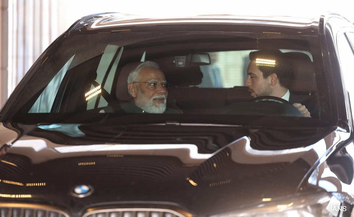 Jordanian Crown Prince Al Hussein bin Abdullah II Drives PM Modi To ...