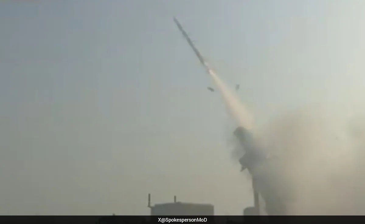 DRDO, Defence Ministry, Akash-NG Missile: Watch: India Test Fires Next ...