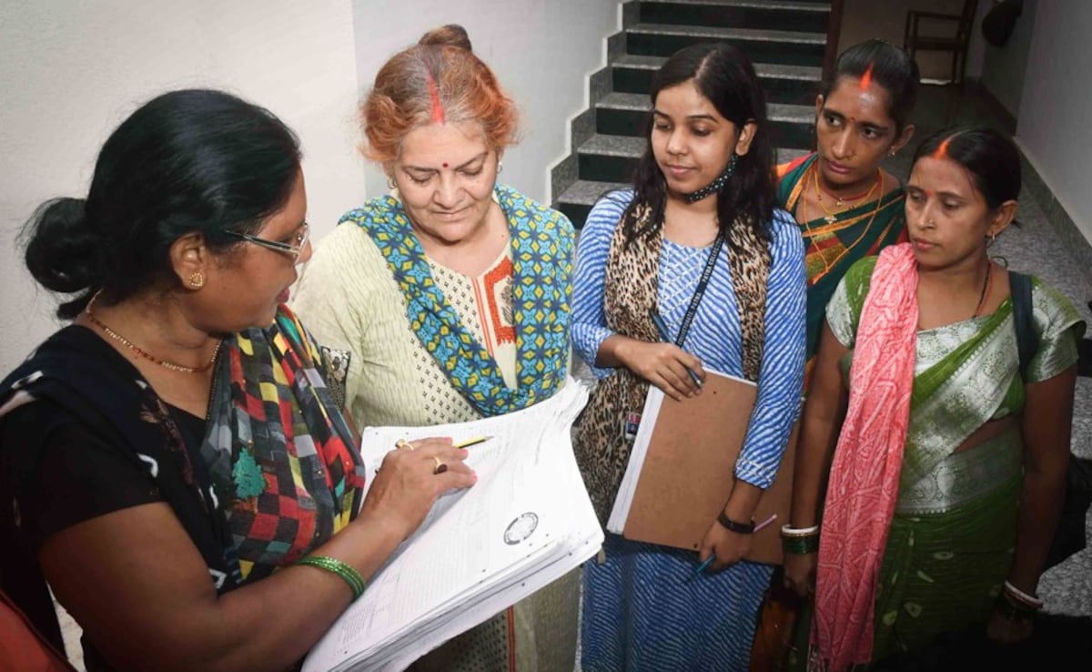 Caste Census 2027 Confirmed: Modi Government Announces ₹11,718 Crore ...