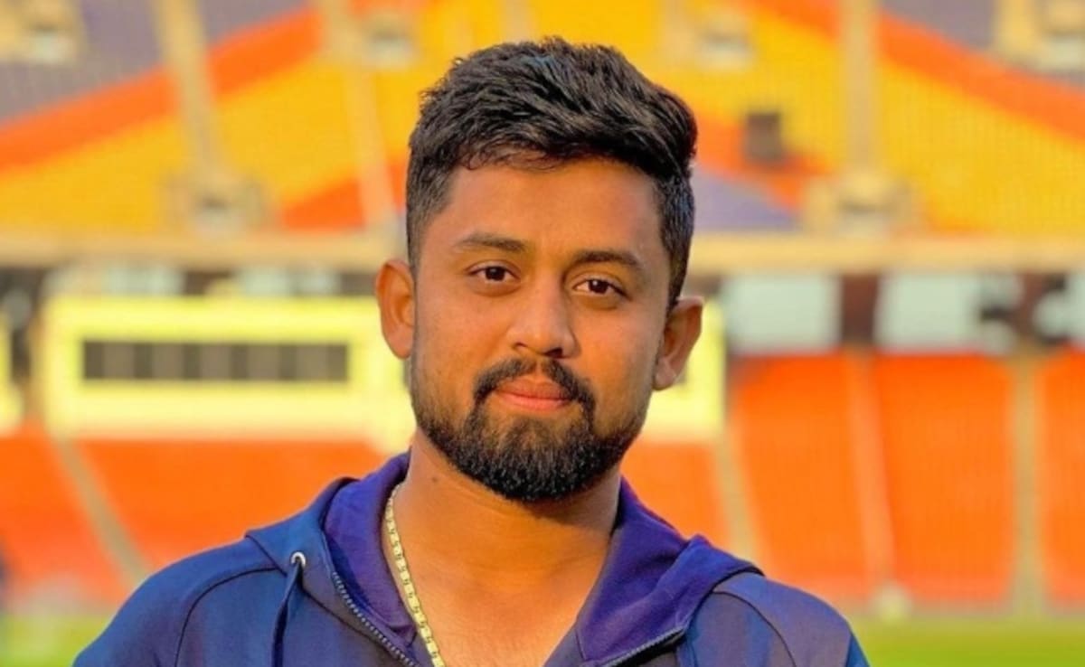 Who Is Vishal Jayswal? Gujarat Star Who Stunned Virat Kohli, Rishabh ...