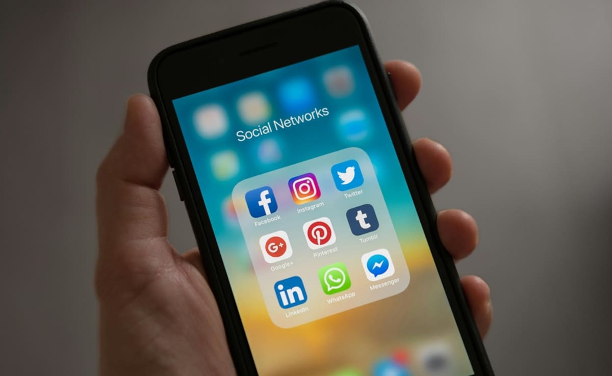 Bihar Tightens Norms For Staff, Approval Mandatory For Social Media ...