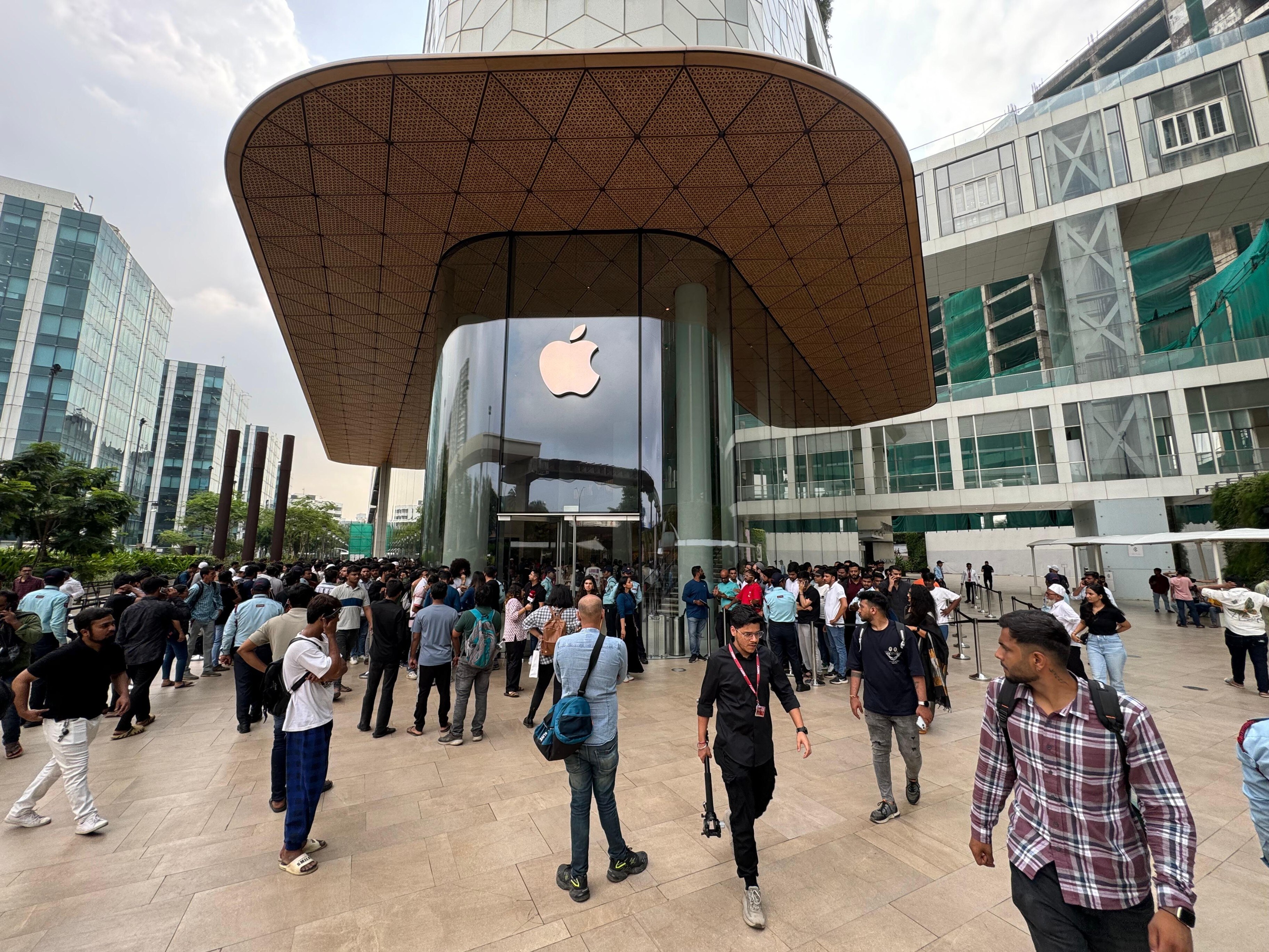Apple Stores Available In These Indian Cities — Check Area, Timing And ...