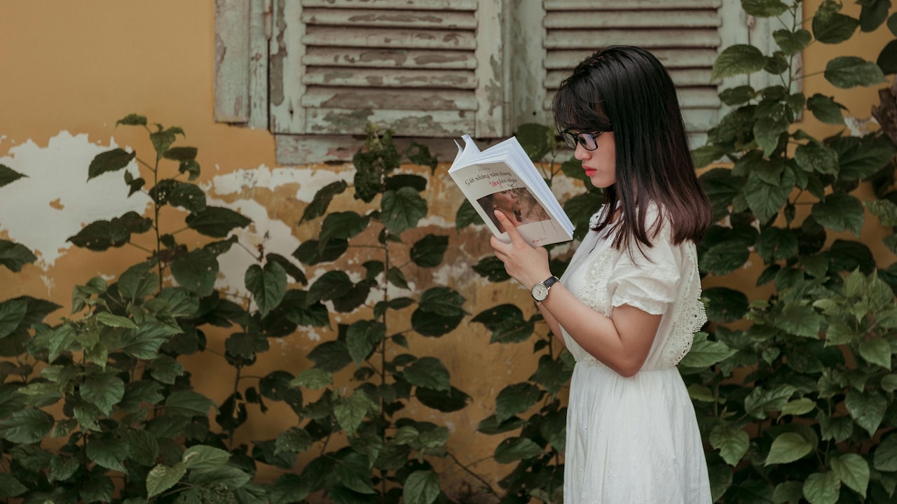 Explore 5 Popular Books That Inspired Bollywood Movies - NDTV Shopping