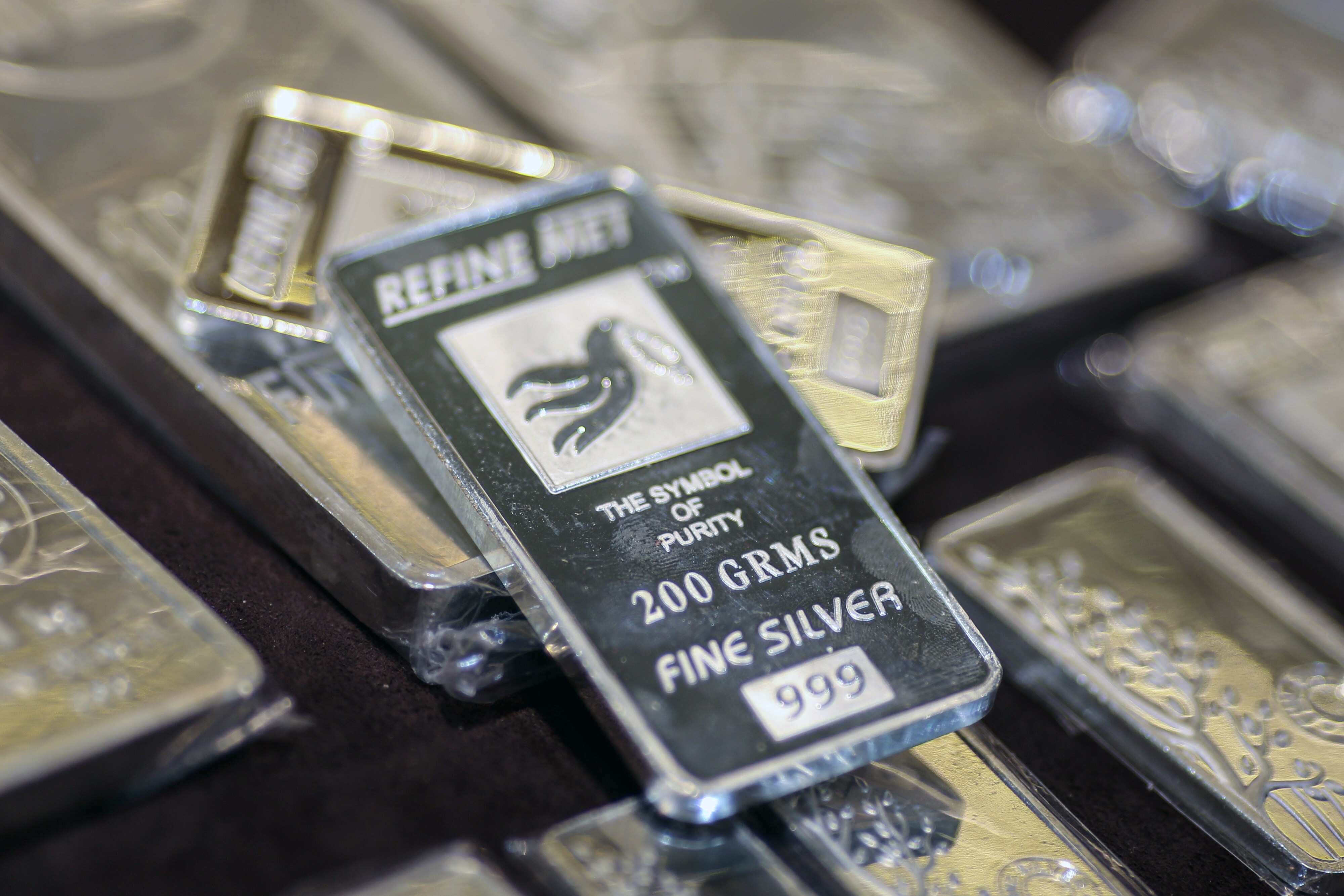 Silver Trades Near Record As Strong ETF Inflows Sustain Rally