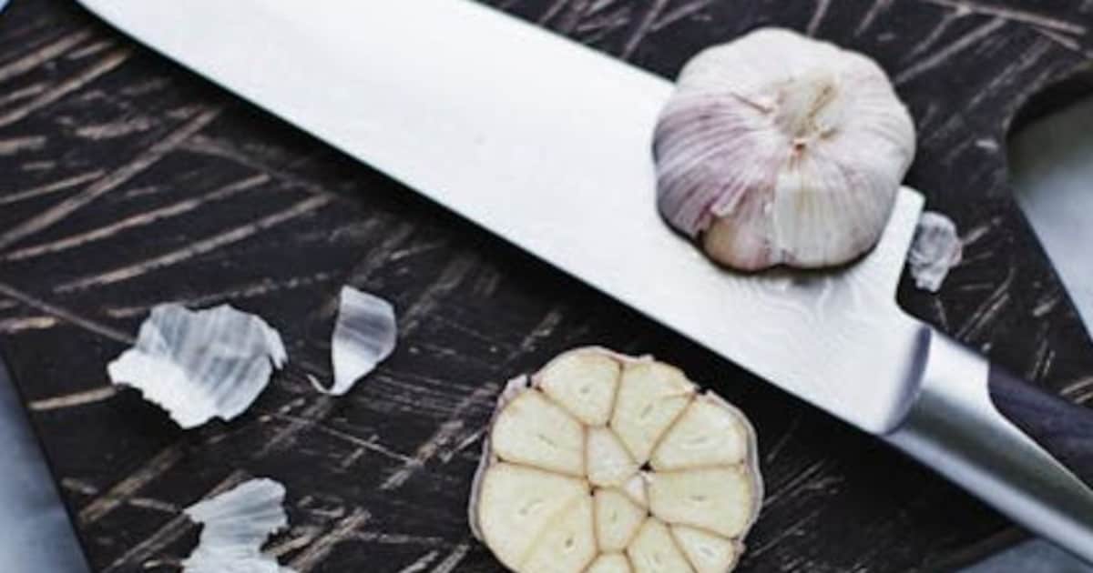 Benefits Of Eating Raw Garlic