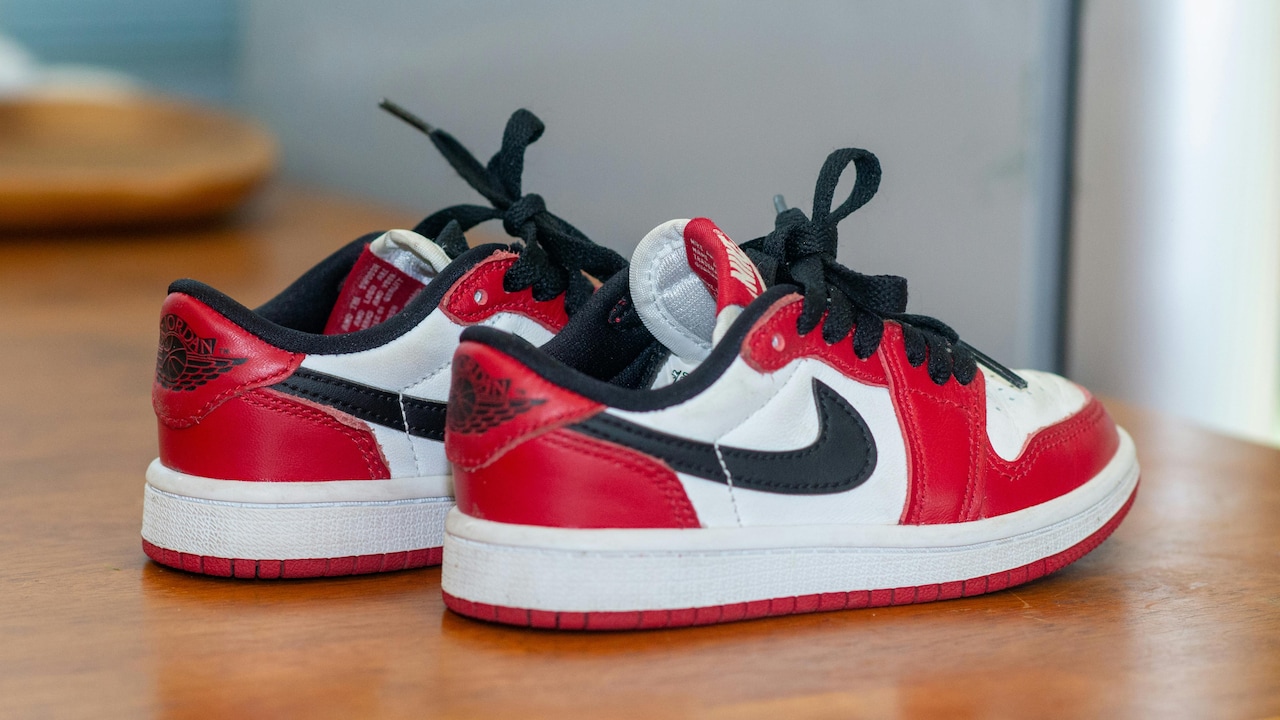 7 Best Kids' Shoes That Don't Twist, Shrink, Or Lose Shape - NDTV Shopping