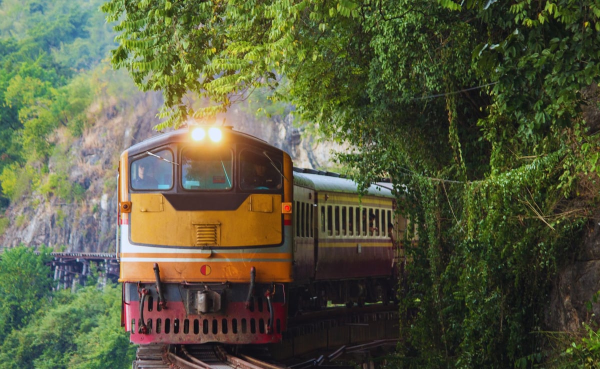 Slowest train Of india: Nilgiri Mountain railway journey Know route ...