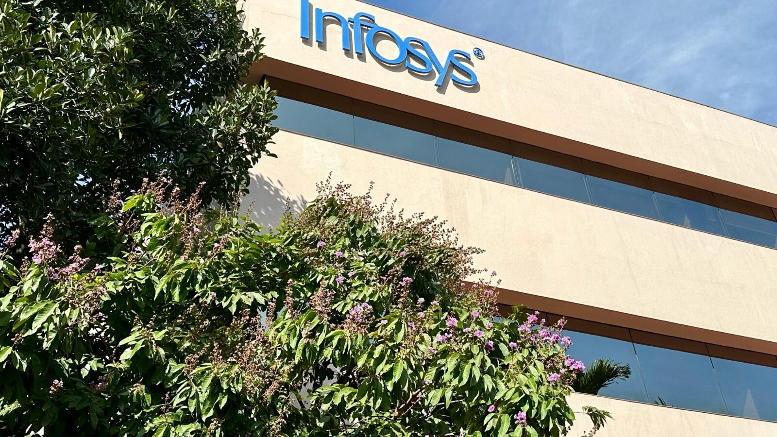 Infosys Q1 Results: Date, Dividend, Share Price History, Earnings Call ...