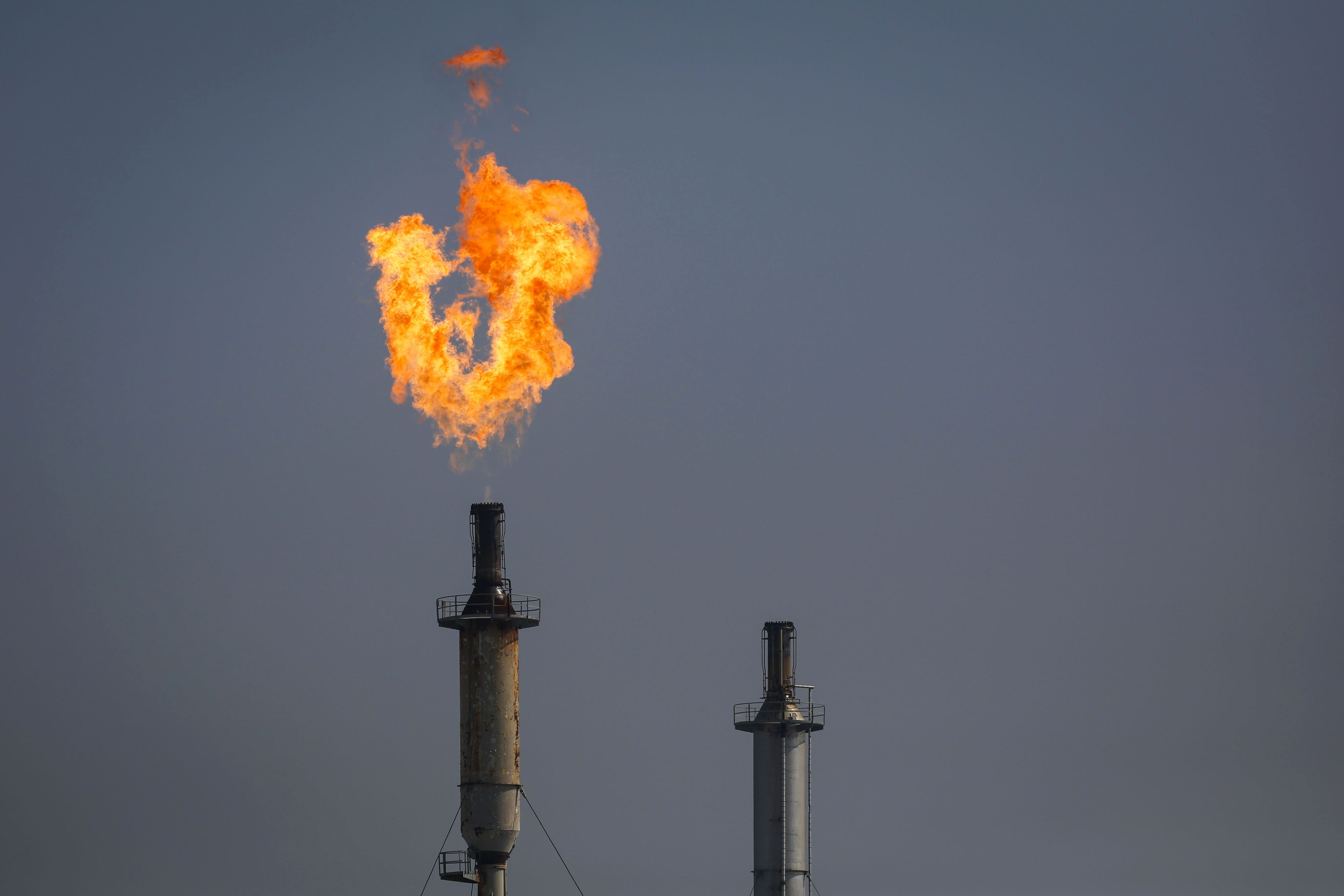 Oil’s Longest Run of Losses This Year Ushers In Weekly Decline