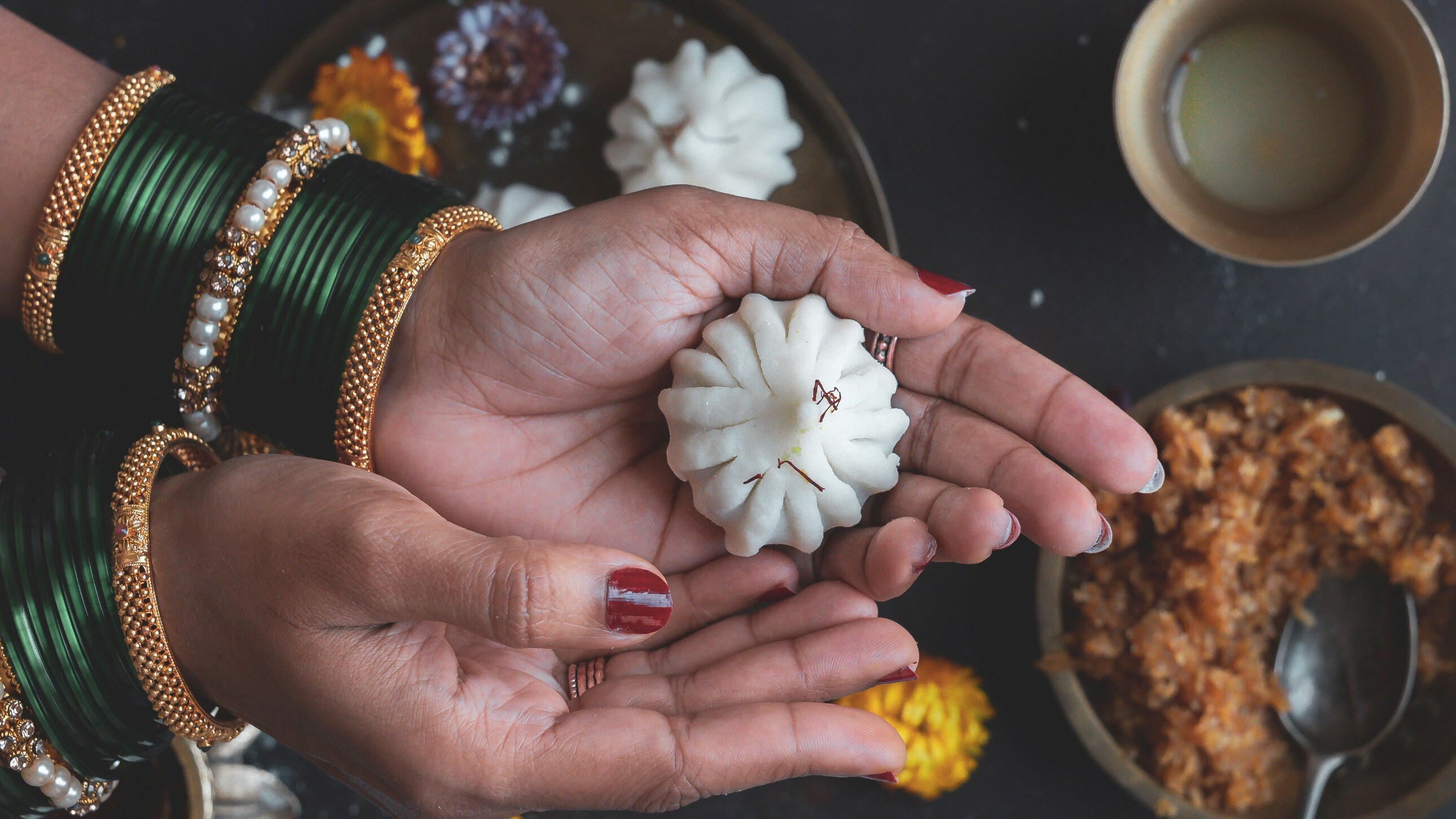 Swiggy Got 2.2 Lakh Orders In One Hour On Ashtami, More Than 99,000 For ...