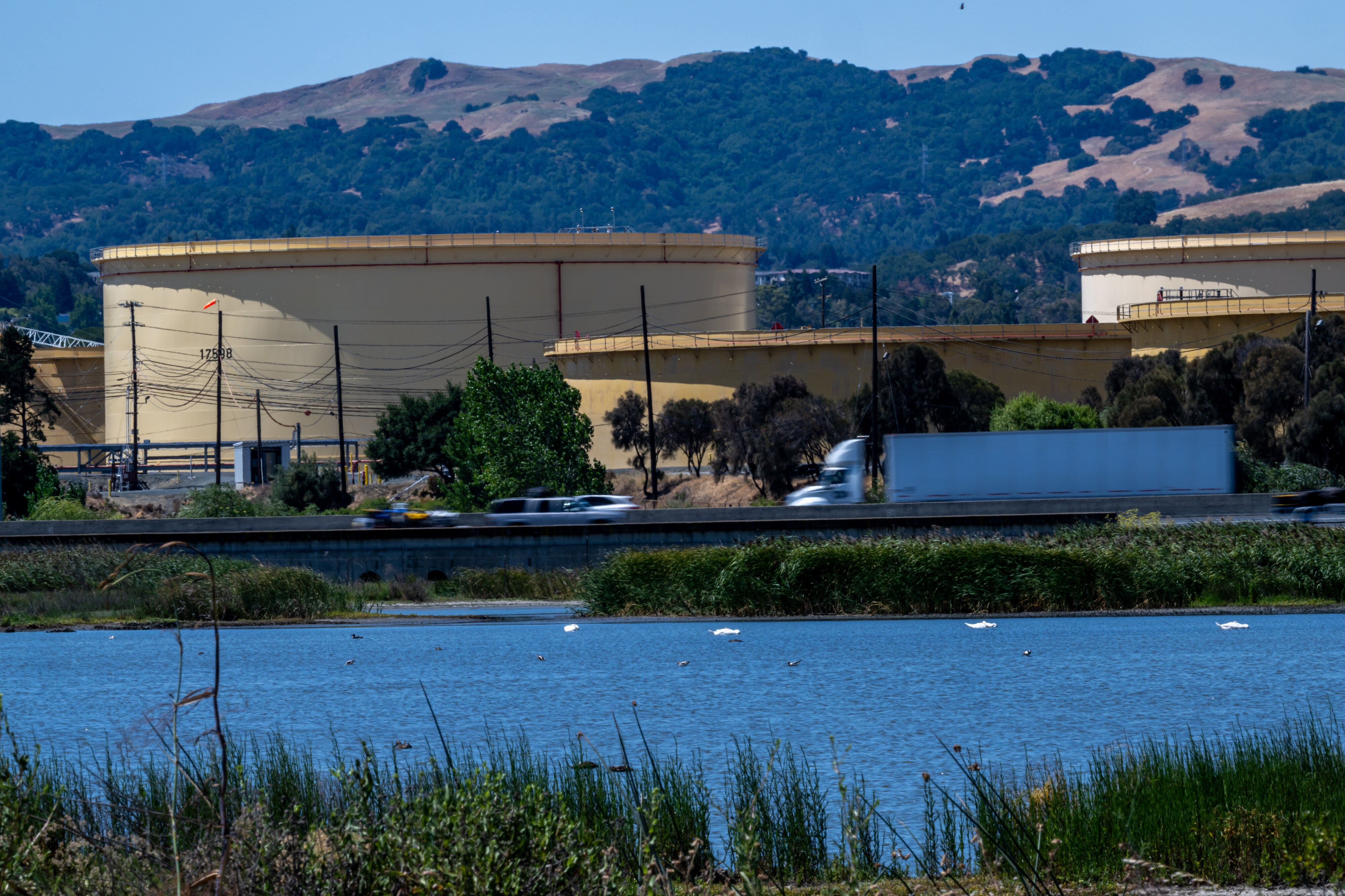 Oil Set For Monthly Loss As Glut Concerns, Geopolitics Dominate