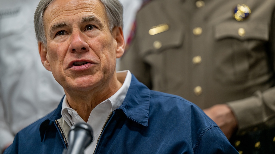 Texas Governor Halts H-1B Hiring At State Colleges, Agencies