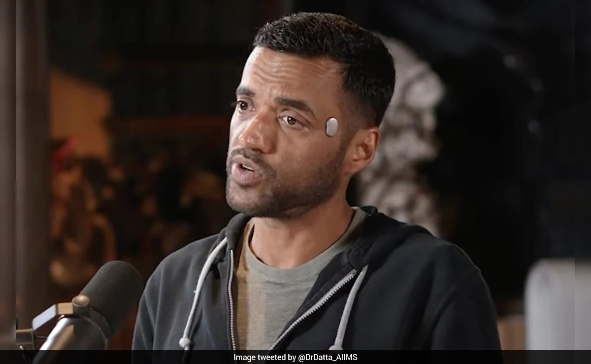 AIIMS Doctor Takes Dig At Zomato CEO Deepinder Goyal's 'Temple' Device ...