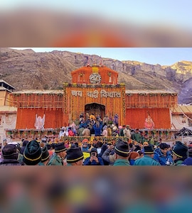 Mobile Phones, Cameras Banned In Char Dham Temple Complexes In Uttarakhand