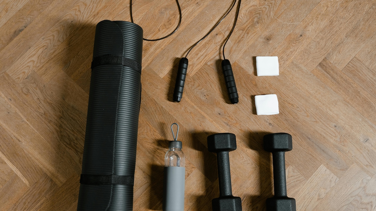 Home Fitness Guide : 5 Essential Gym Equipment For A Complete Workout ...