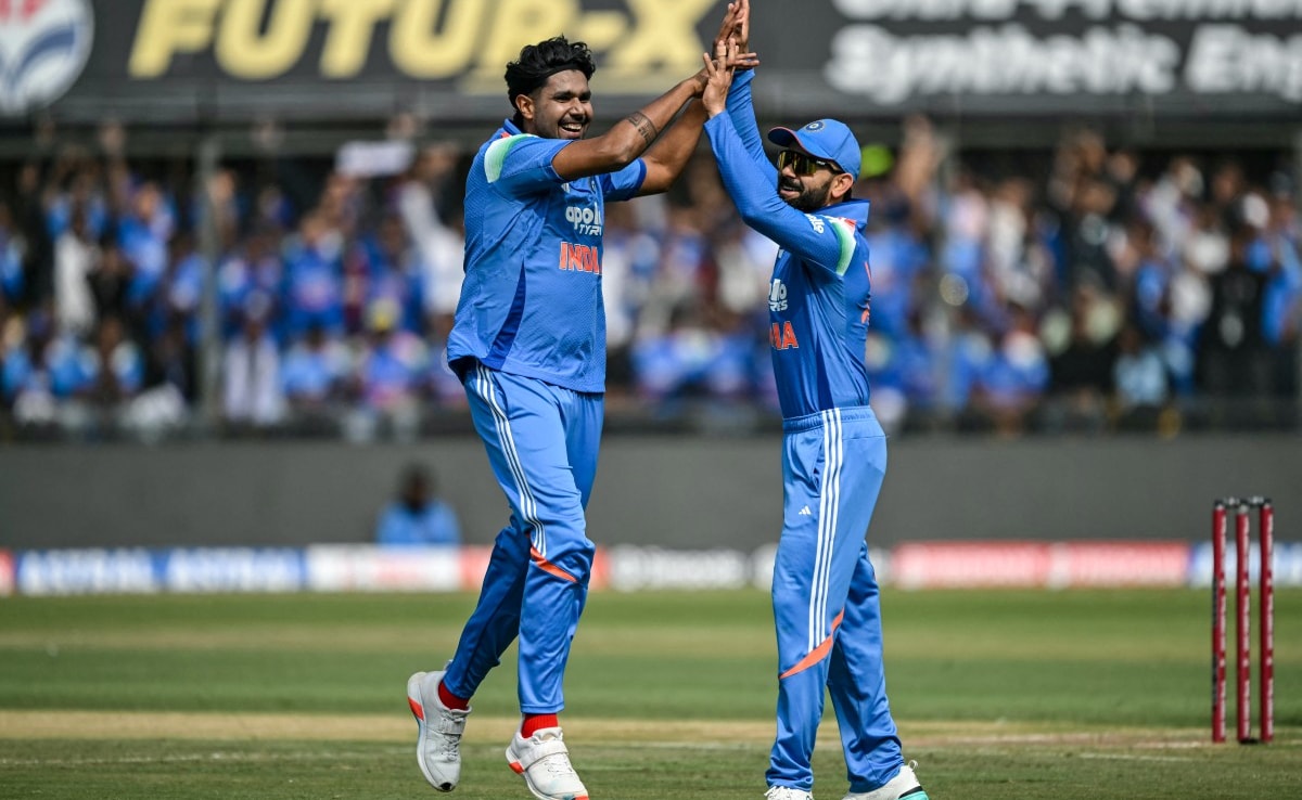 IND vs NZ LIVE Score | India vs New Zealand 3rd ODI: Shocking Scenes In ...