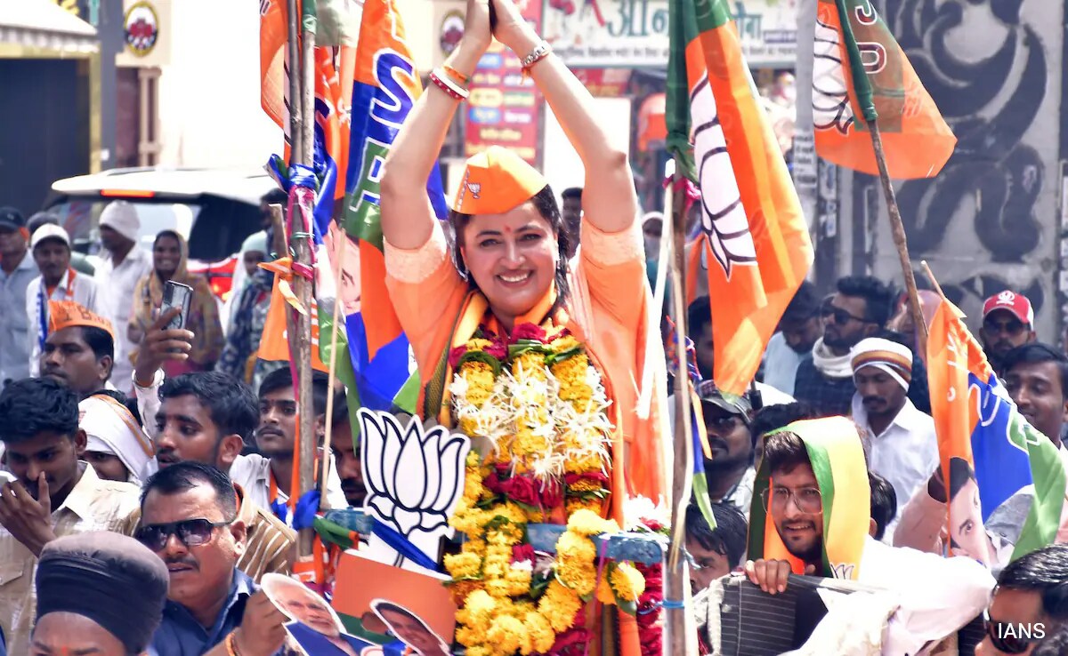'नवनीत राणा के कारण हारे...' अमरावती नगर निकाय चुनाव के 22 BJP उम् ...