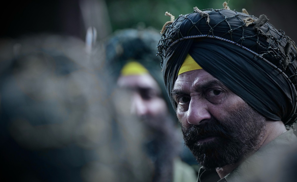 Border 2 Movie Review News LIVE Updates: सनी देओल की बॉर्डर 2 का फिल्म ...