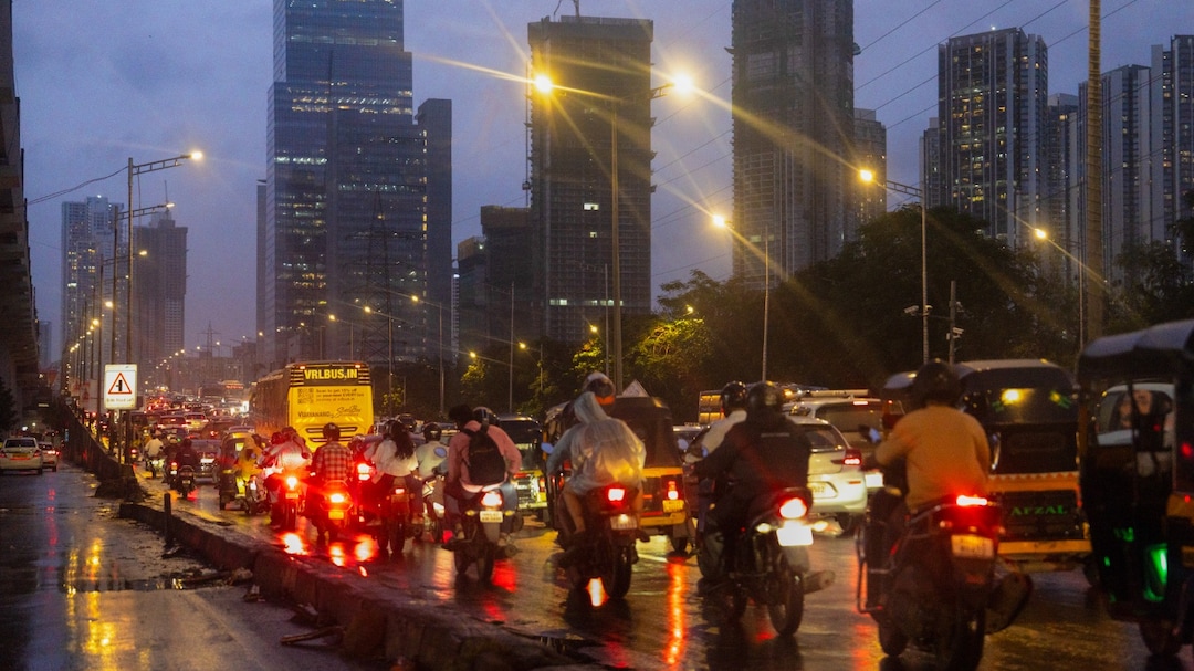 Morgan Stanley Mulls $500 Million India Fund, Shifts Some Assets